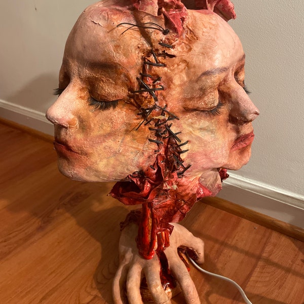 Custom Made Human Skin Lamp / Ed Gein Lamp / Macabre Art / Horror Lamp ...