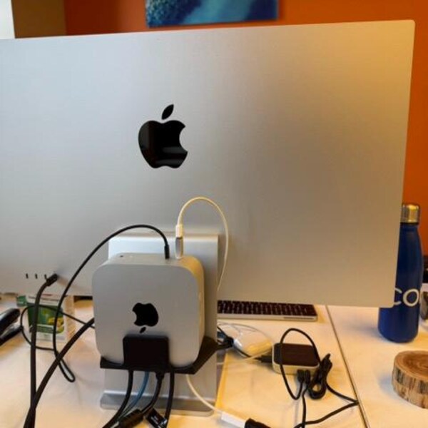 Apple Studio Display "macbook & Hard Disk Custom Mount" for Tilt ...