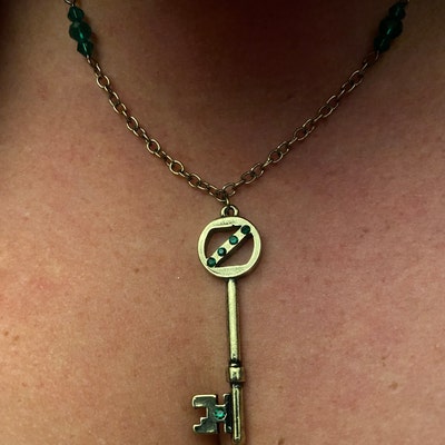 Carlotta Vertigo Pendant - Etsy