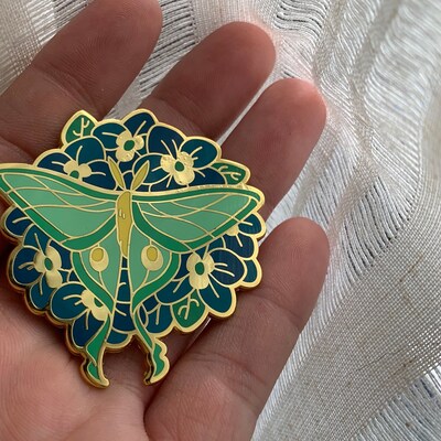 Botanical Bug Enamel Pin Honeybee - Etsy
