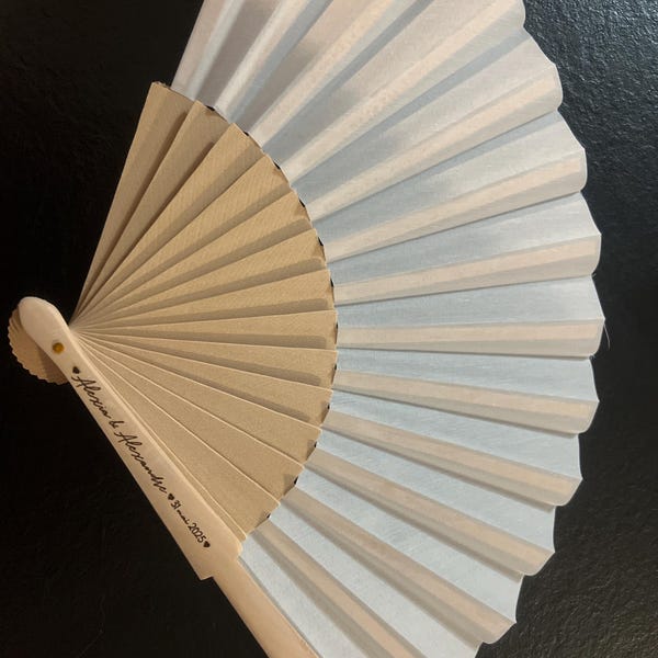 Éventails personnalisés pour mariage - cadeau original - éventail ...