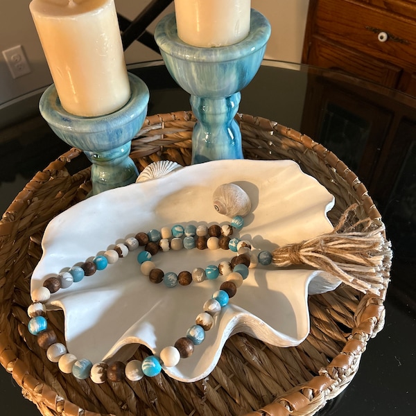 Chunky Rustic Wood Mittens CHRISTMAS ORNAMENTS Pair White Red Black ...