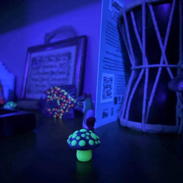 MADE to ORDER Glow in the Dark Sandworm Tails - Beetlejuice Inspired ...