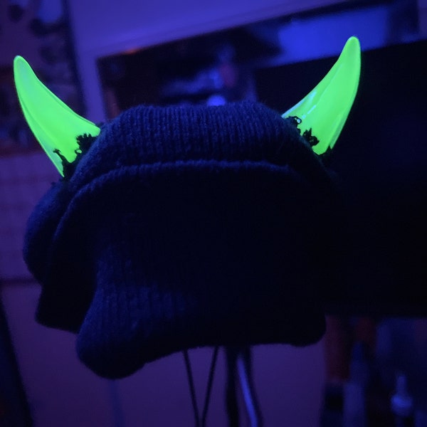 MADE TO ORDER Horn Beret - Etsy