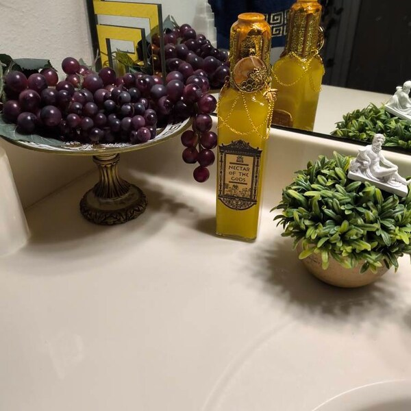 Phoenix Feathers | Potion Ingredient | Magical Apothecary Potion Bottle ...