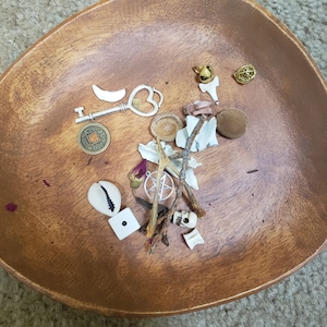 Learn Bone Throwing, A Beginner's Guide to Bone Throwing Book, How to ...