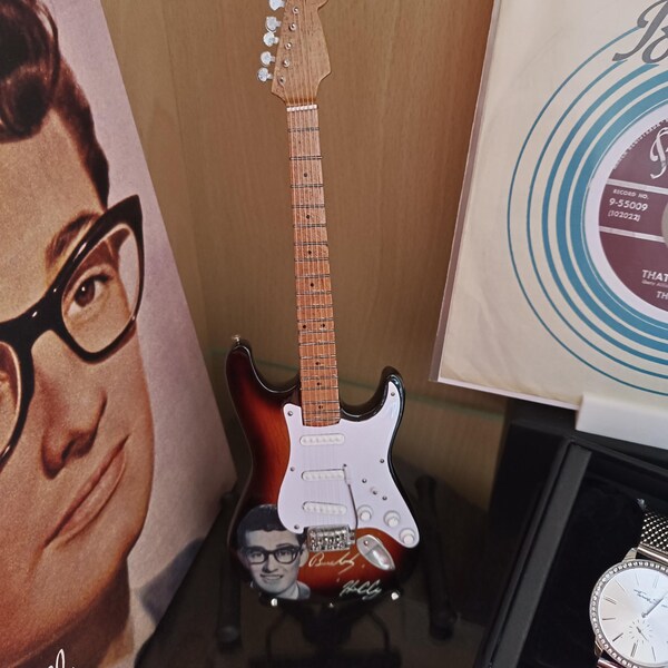 Miniature Guitar BRIAN MAY - Red Special With Stand Included - Etsy