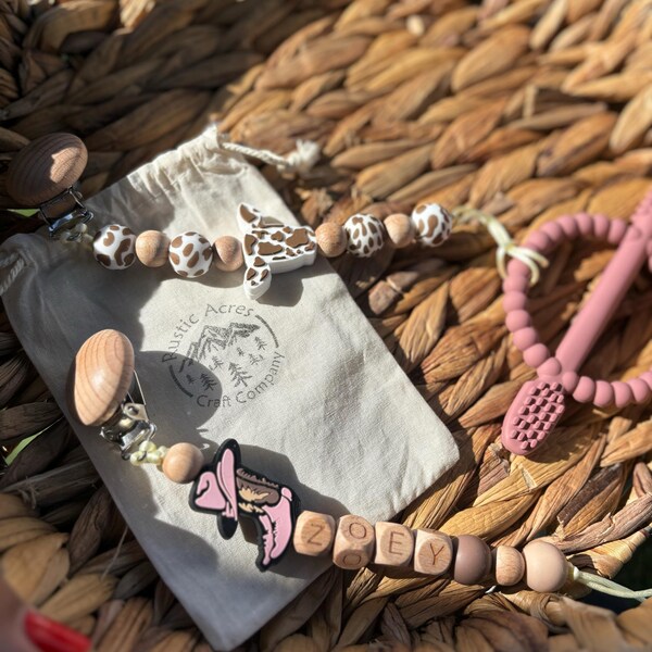 Highland Cow Pacifier Clip | Farm Pacifier Clip | Cow Dummy Clip | Cow ...