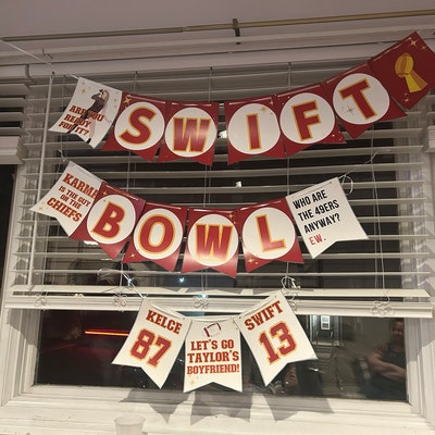 Taylor Swift SVG, Swiftie SVG Bundle, Taylor Swift PNG, Digital ...