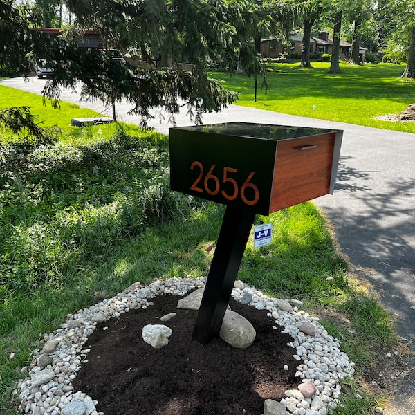 Extra Large Mailbox - Post Mounted - Aluminum Black Body With Red Oak ...