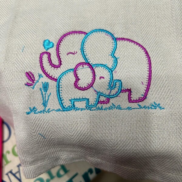 Baby Elephant Embroidery File 10 Sizes Cute Elephant Embroidery Machine ...