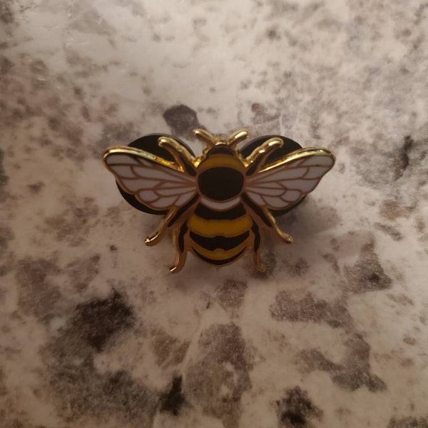 Bumblebee Hard Enamel Pin – Yellow Honey Bee Lapel Accessory - Etsy