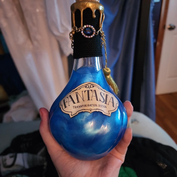 FINAL FANTASY Inspired FANTASIA Potion Bottle With Magical Swirling ...