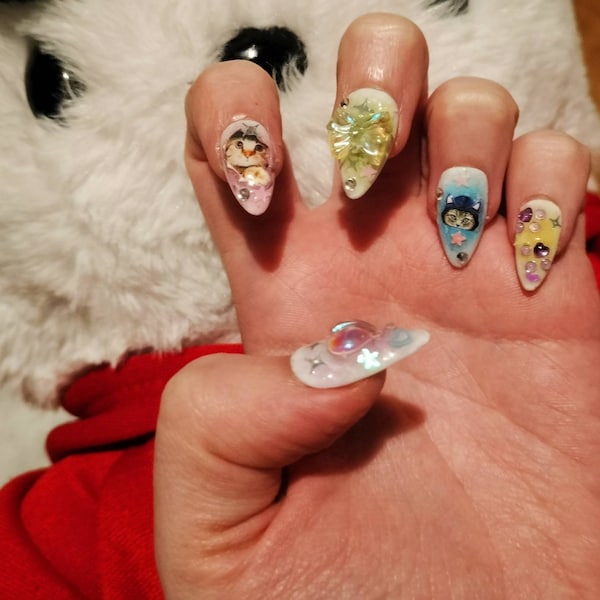 Mitsuri Nails | Kimetsu No Yaiba Nails | Press on Nails | Demon Slayer ...
