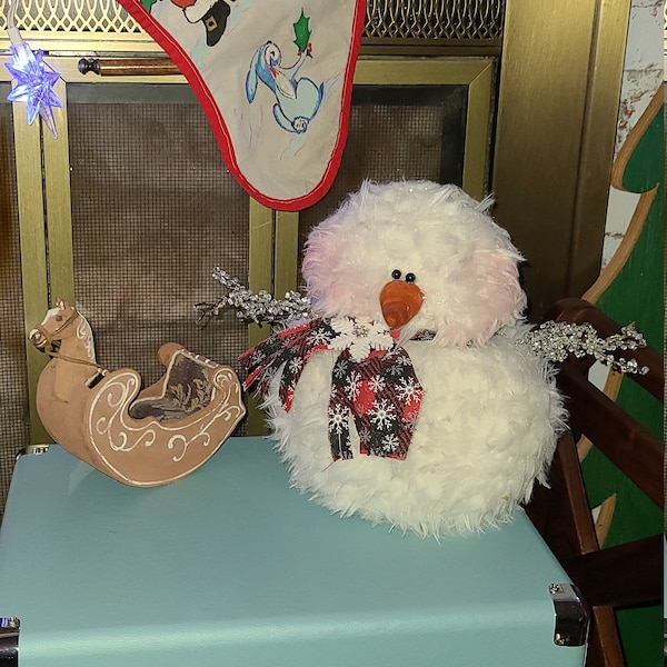 Fuzzy Wuzzy Snowman - Etsy