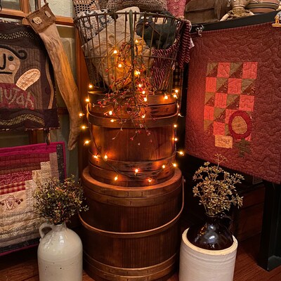 Star / Large Metal Mustard Yellow Star Mounted on A Metal Pedestal and ...