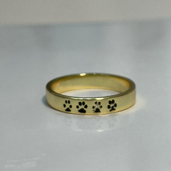 Pet Name Ring, Custom Paw Print Ring, Engraved Name Ring, Dog Paw Ring ...