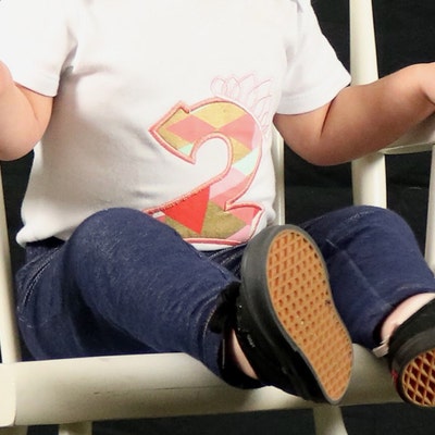 Number Two Tiara Crown 2nd Birthday Applique Machine Embroidery Design ...