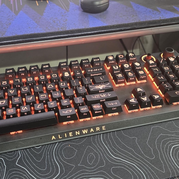 Custom Persona 5 Anime Theme Programmable Cherry MX RGB Mechanical ...