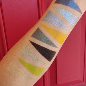 15 Pan Lips Makeup Swatch Stencil Sticker | Etsy Canada