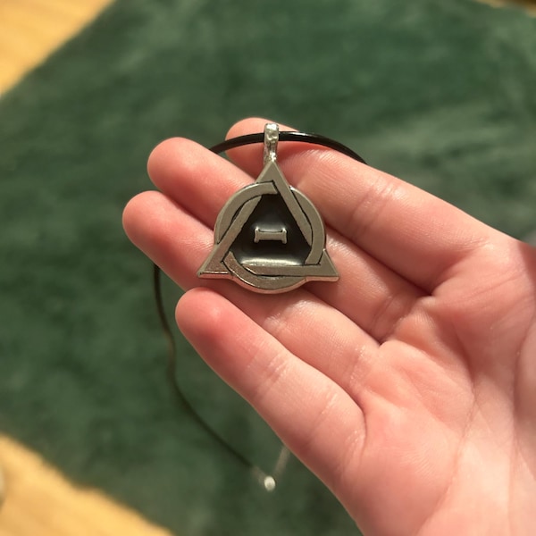 Illuminati Button, All Seeing Eye Button - Etsy