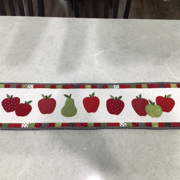 Applefest Table Runner Pattern - Etsy