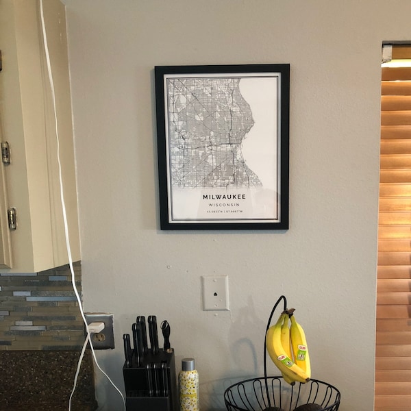 Milwaukee Map Print | Minimalistic Wall Art Poster | City Maps ...