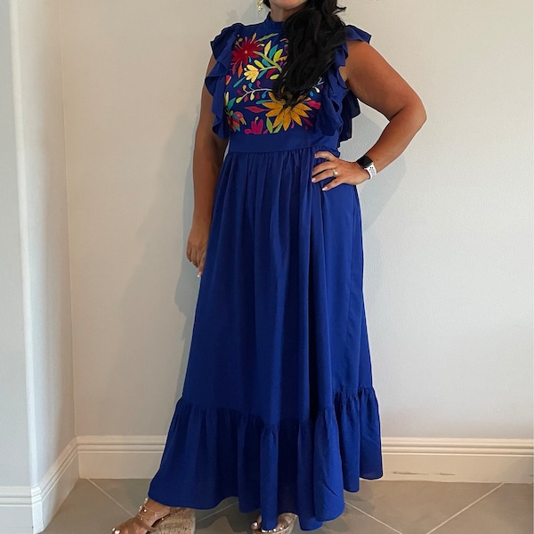 Mexican Floral Hand Embroidered Dress. Traditional Mexican Dress ...