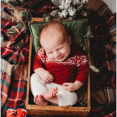 Sweetest Little Green Romper With Sleepy Cap for Newborn Photography ...