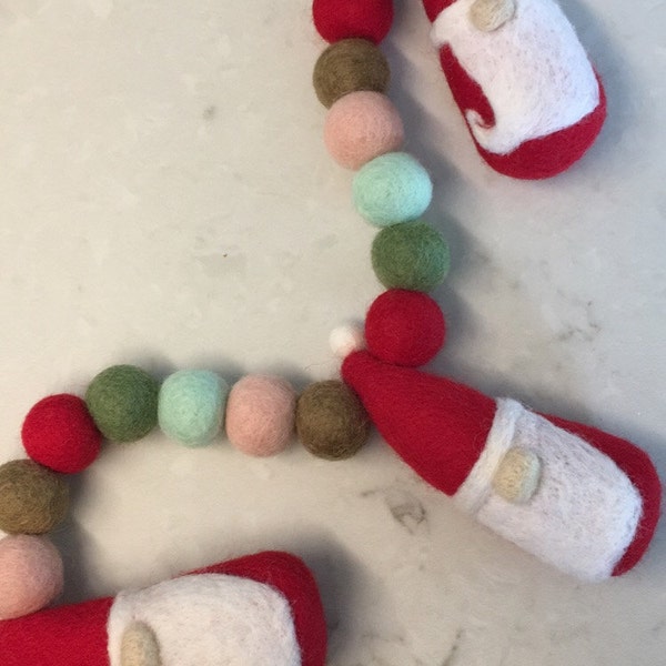 Santa Felt Garland, Santa Decor, Santa Garland, Felt Ball Garland ...