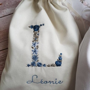 Machine Embroidery LETTER R Uppercase 15cm/6tall Dainty - Etsy