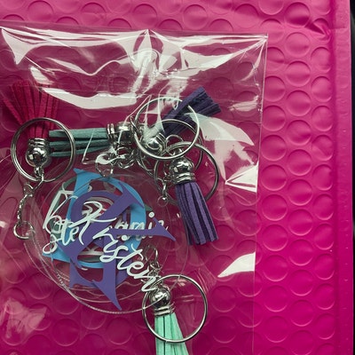 Personalized Monogram Keychains Gift - Etsy