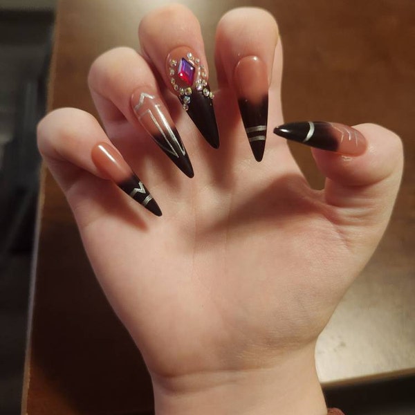 ZAYNE (love and Deep Space) Press on Nails - Etsy