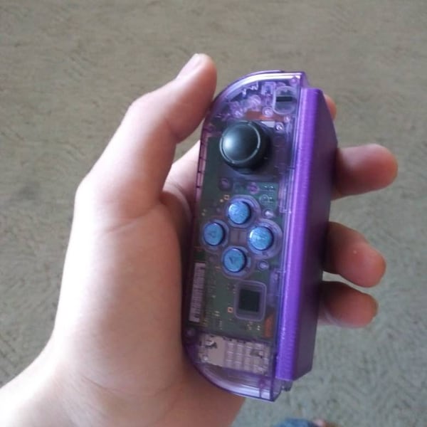 One Handed Joy-con Grip - Rightie - Nintendo Switch - Easy to Use ...