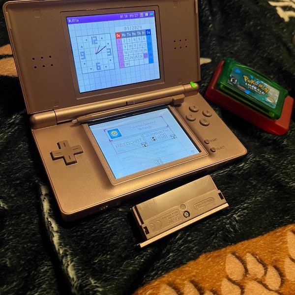 Custom Nintendo DS Lite Refurbished Game Console Handheld Console Clear ...