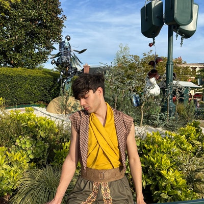 Tangled Inspired Lantern , Rapunzel Lantern Inspired, Tripod Lamp With ...