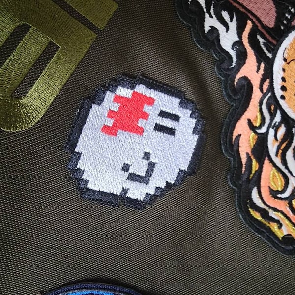 8 Bit Boo - Shiny Metallic Embroidery Iron on Patch. Super Mario Bros ...