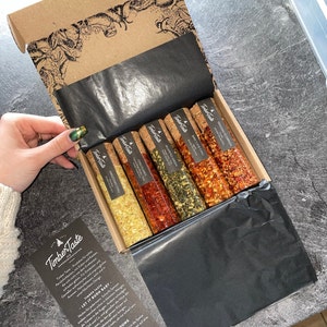 Scharfes Chili Geschenkset bis 700000 Scoville I 5 handverlesene Chilis ...