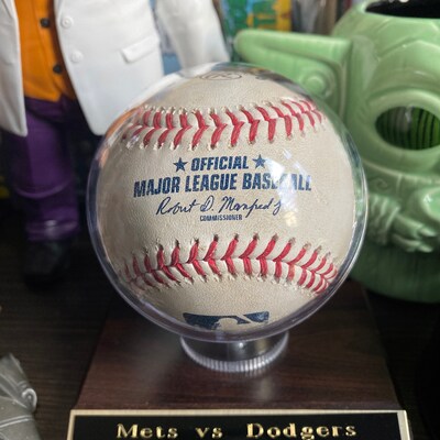 Baseball Home Run Trophy Ball Holder Protective Display Case-free ...