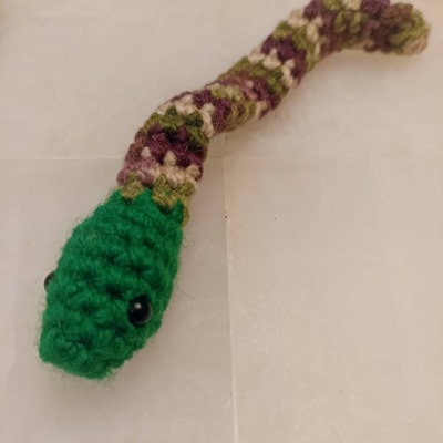 Crochet PATTERN Snake Keychain, No Sew, Amigurumi Tutorial PDF in ...