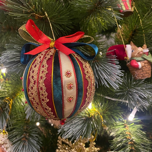 Набор елочных шаров 5 шт. Шарик в стиле пэчворк Елочная игрушка Стиль ...
