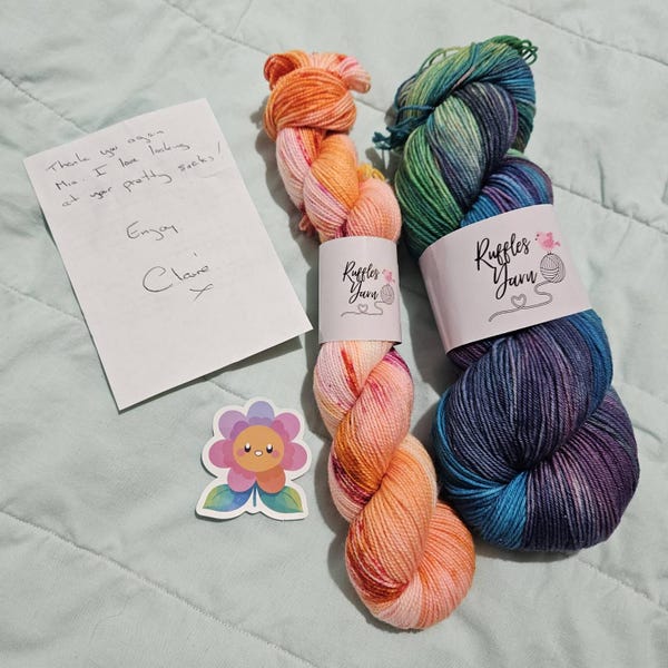 Autumn Shades - Ruffles Scrapcake, 150g Ruffles Hand Dyed Yarns, DK ...