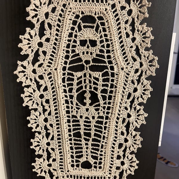 Seeing Stars - Doily Pattern - Skull Doily Pattern - PDF Doily PATTERN ...