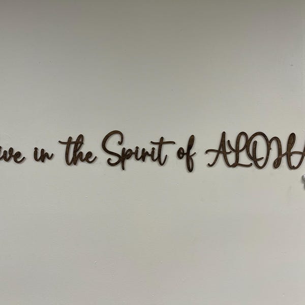 Handcrafted 2024 Santa Christmas Ornament Festive Gold Holiday Decor 3. ...