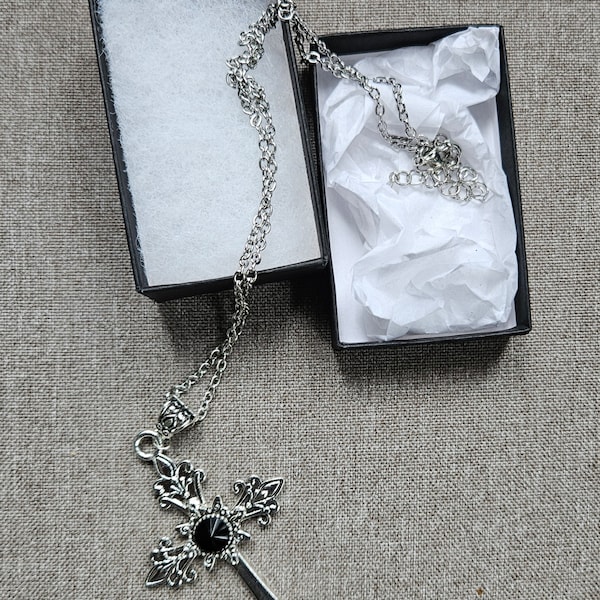 Jet Black Onyx Antiqued Silver Cross Crucifix Gothic Victorian Vampire ...