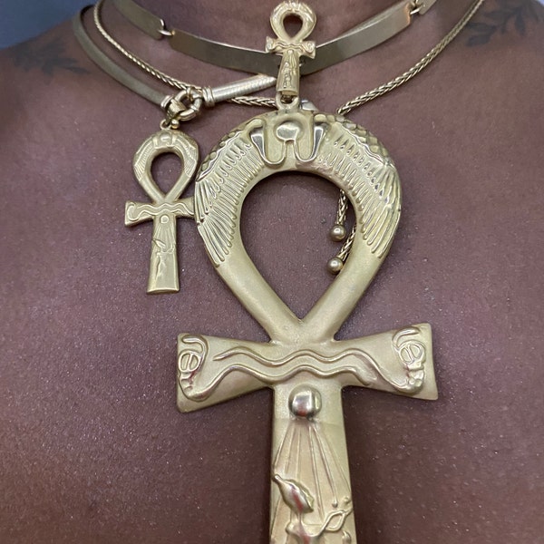 18k Gold Akhenaton Ankh Pendant: Handmade Egyptian Key of Life Brought ...