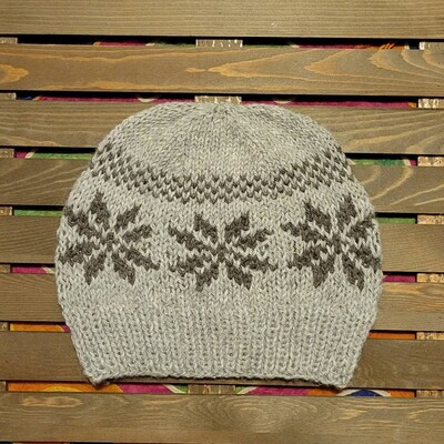 KNITTING PATTERN / Snowflakes Hat / Beanie Knitting Pattern / Pompom ...