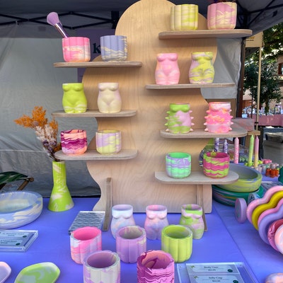 Asymmetrical Wavy Collapsible Stand, Retail Display, Market Display ...