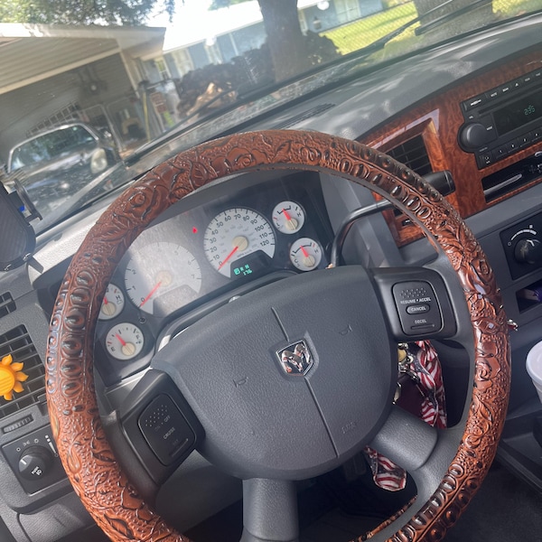 Retro Fashion Beige Brown Steering Wheel Cover,custom Text Four Seasons ...