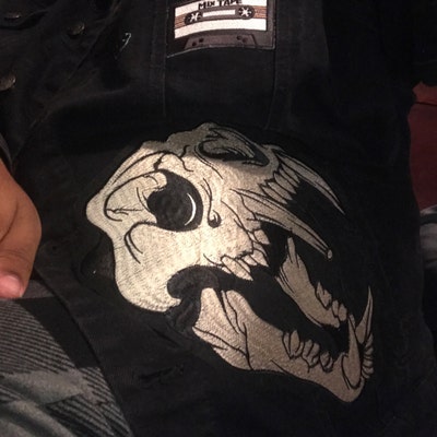 Large Sabertooth Dinosaur Big Cat Saber Tooth Tiger Head Iron-on ...